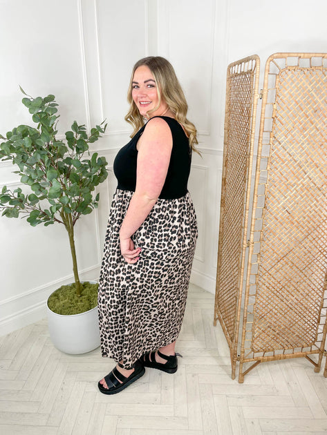 CURVE Leah Dress – Tiger Lily Boutique